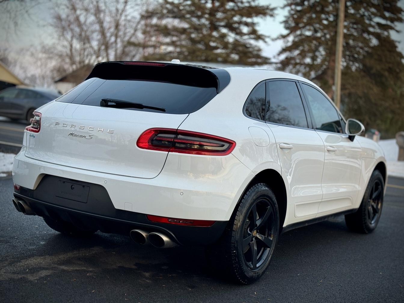 2016 Porsche Macan AWD 4dr S from the USA
