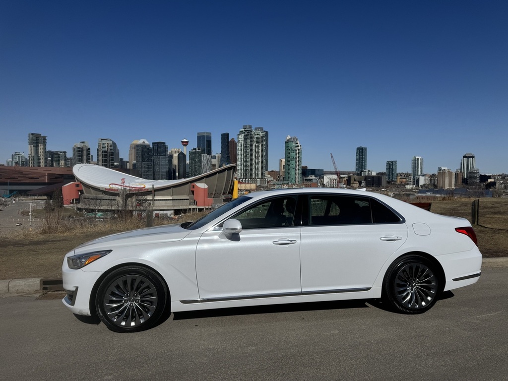 2017 Genesis G90 | $35,000 | 58,608 km | Vehicle for sale by Private Seller | Calgary, AB