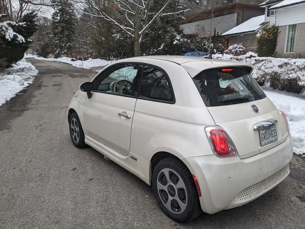 2015 Fiat 500E | $4,000 | 73,000 km | Vehicle for sale by Private ...
