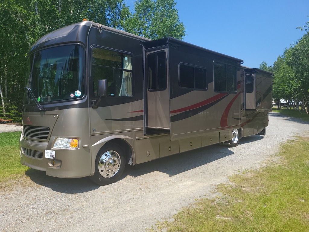 Gulf Stream Independence 2008 | 56 000 $ | 118 000 km | en vente par un ...