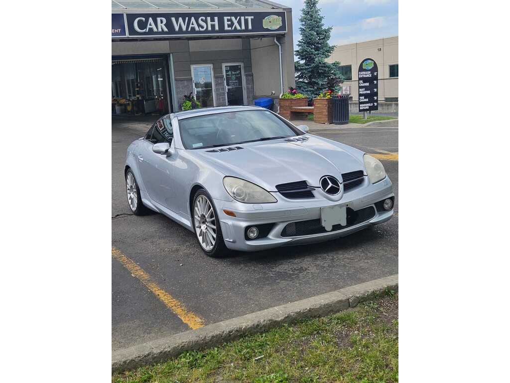 2005 Mercedes-Benz SLK-Class | $23,500 | 146,500 km | Gasoline Coupe ...