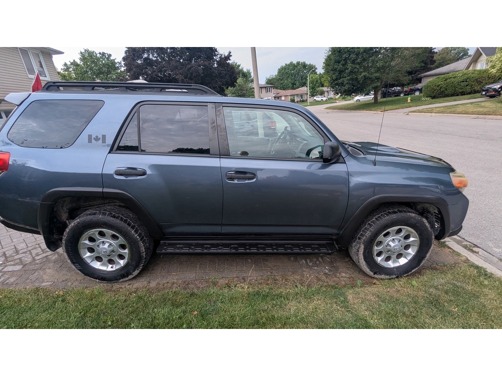 2010 Toyota 4Runner | $10,000 | 287,000 km | Gasoline Vehicle for sale ...